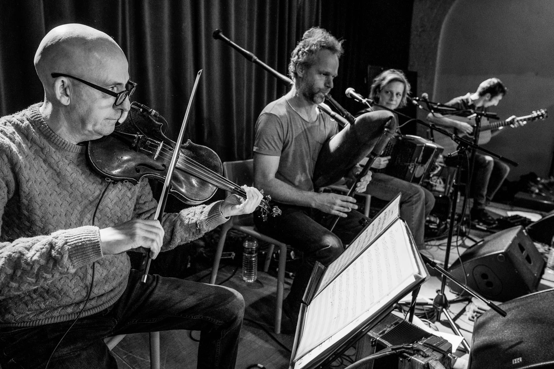 Pictures Bal XX Simon Gielen & Naragonia Quartet * 20 years of Frisse ...